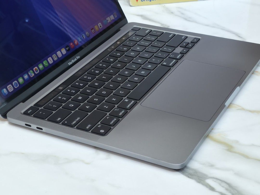 Macbook Pro 13 inch A2338 YM 2020 M1 Retina Display 16GB RAM 512GB SSD ...