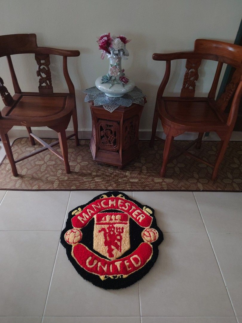 Manchester United Rug, Furniture & Home Living, Home Decor, Carpets ...