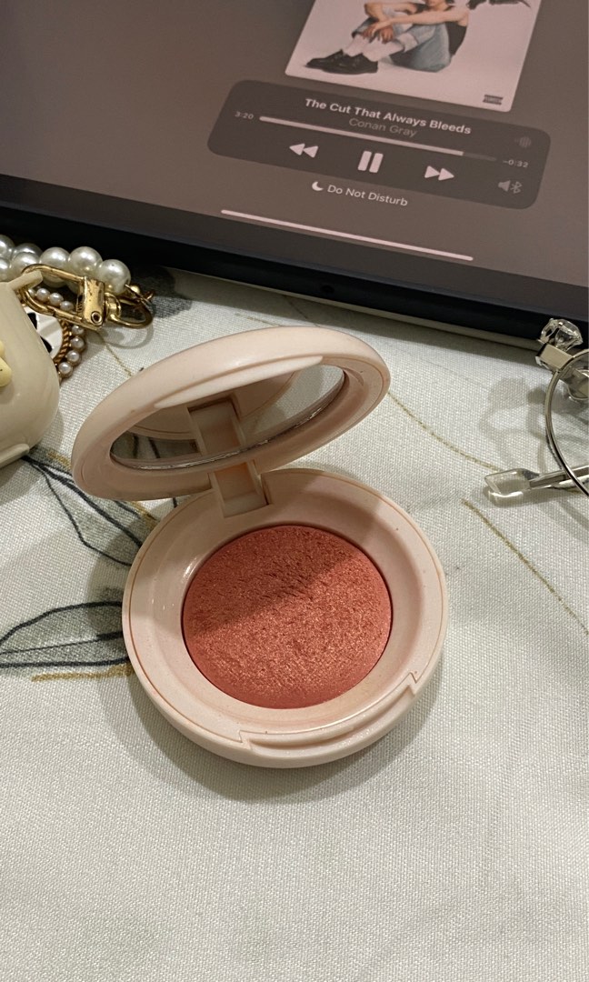 RARE BEAUTY powder blush, Beauty & Personal Care, Face, Makeup on Carousell