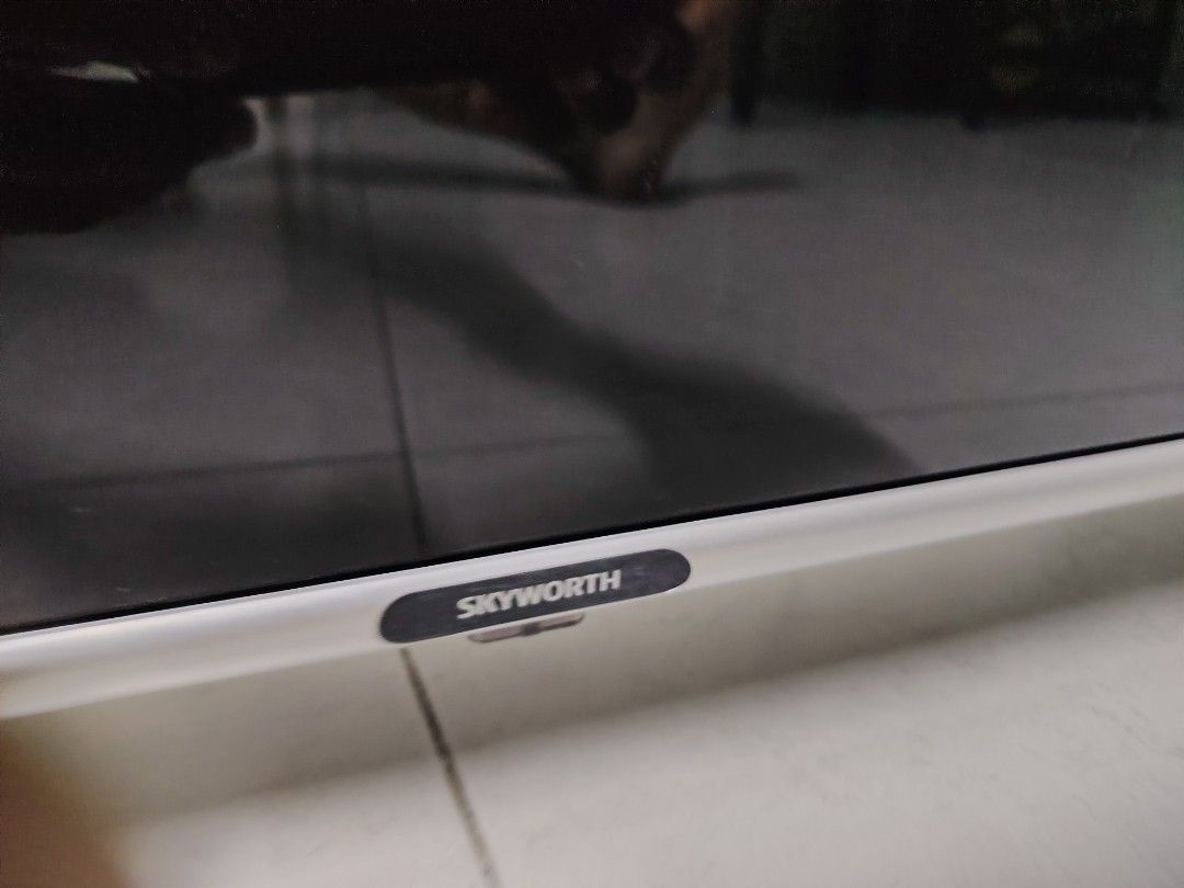 Skyworth LED smart TV 55 inches, TV & Home Appliances, TV ...