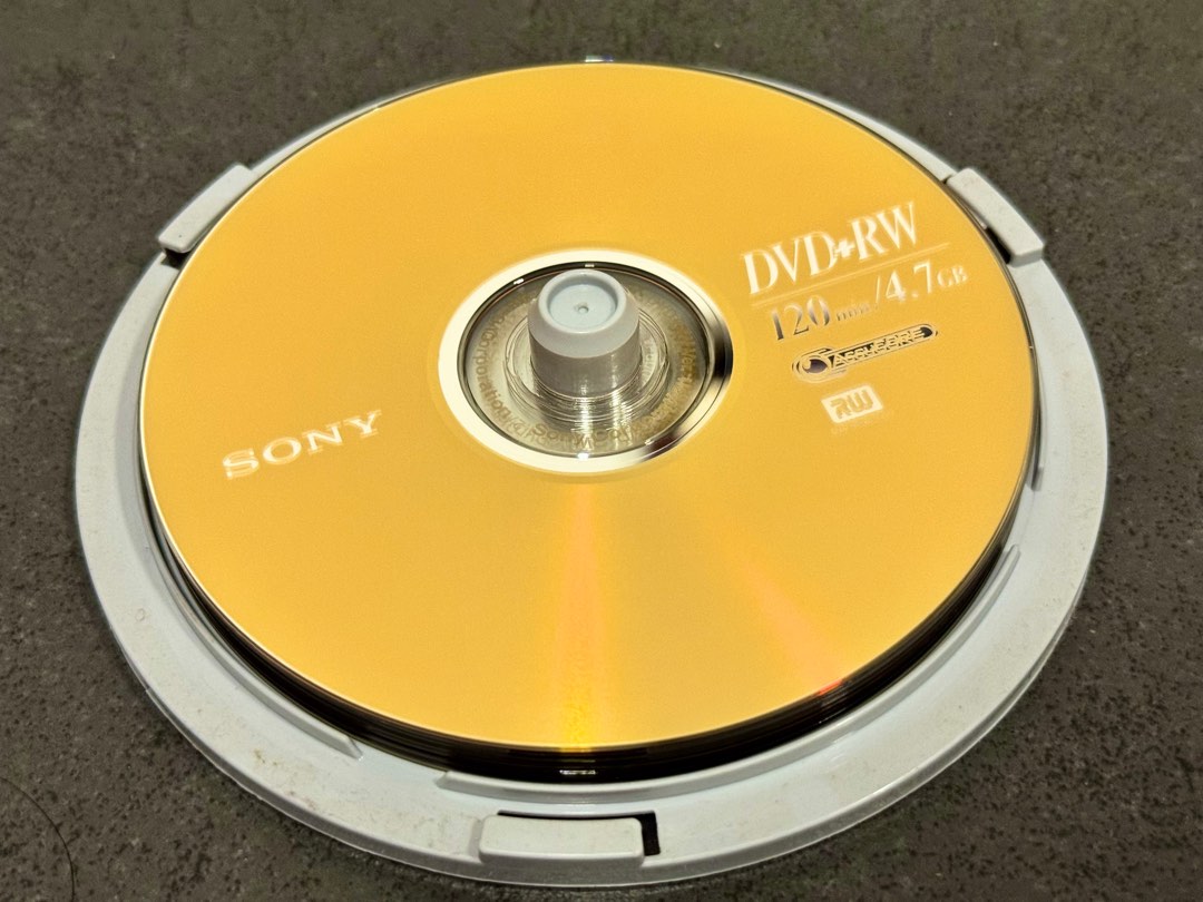 Sony DVD+RW 4.7GB 120min Discs, Hobbies & Toys, Music & Media, CDs ...