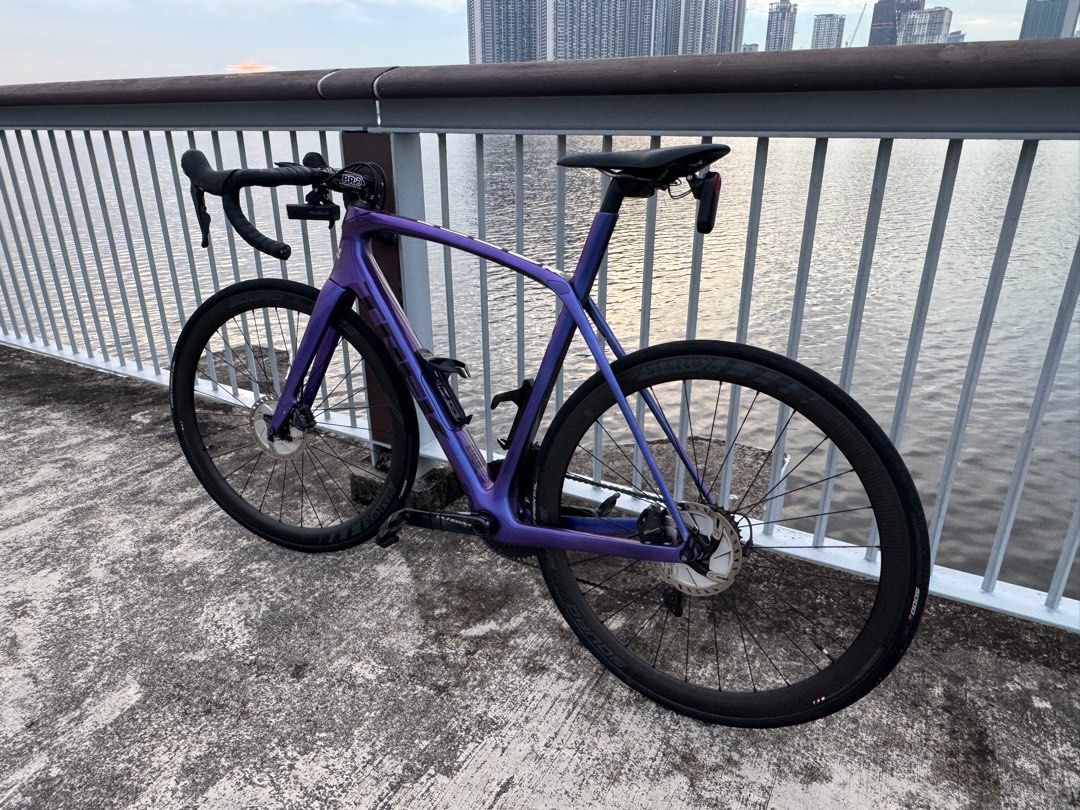 Trek Domane SL5 Mk3 Frameset (2022), Sports Equipment, Bicycles & Parts ...