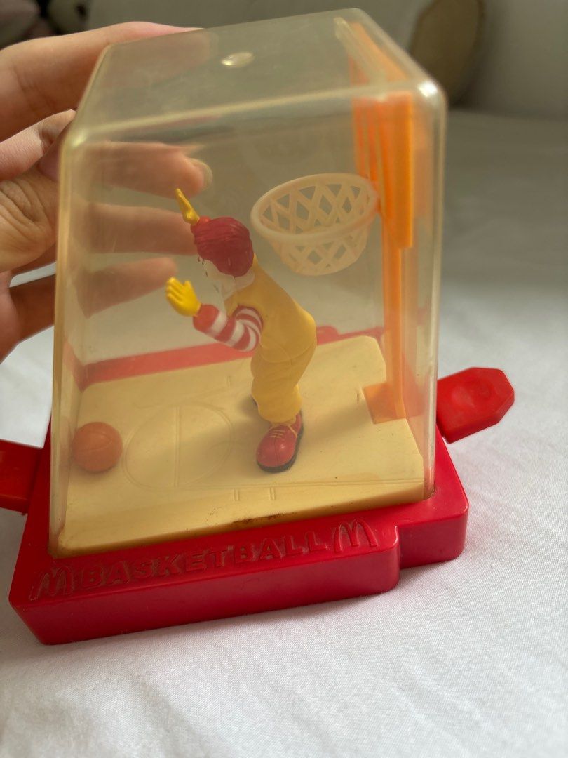 Vintage 2001 McDonald's Ronald McDonald Basketball Game Toy, Hobbies ...