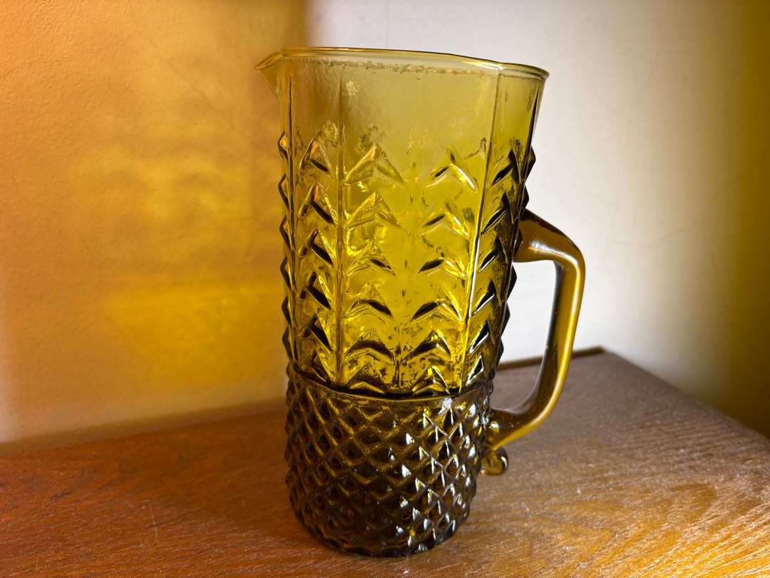 Vintage Amber Pressed Glass Pitcher with 💎 diamond and ️ arrow head ...