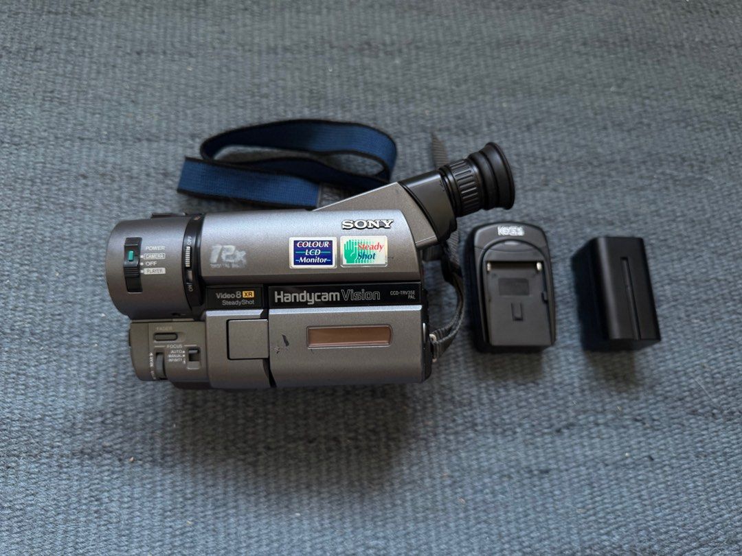 Vintage Sony Handycam CCD-TRV22E (Not Recordable and Playable ...