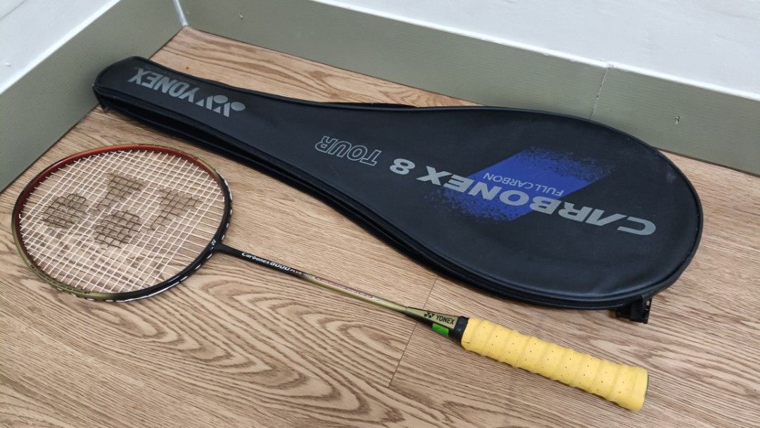 YONEX Carbonex 8000 PLUS 經典羽毛球拍 3U/G5 台灣製 附原裝袋 YY羽毛球拍, 運動產品, 運動與體育, 運動與 ...