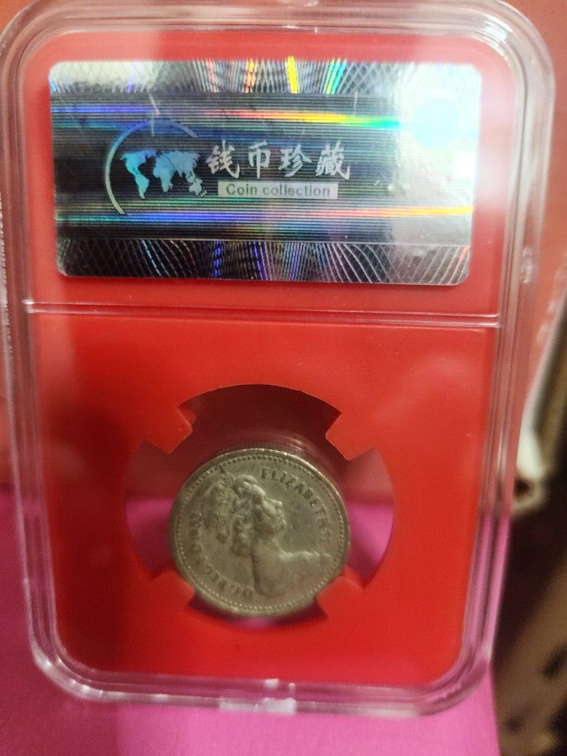1988 British One Pound Coin, Hobbies & Toys, Memorabilia & Collectibles ...