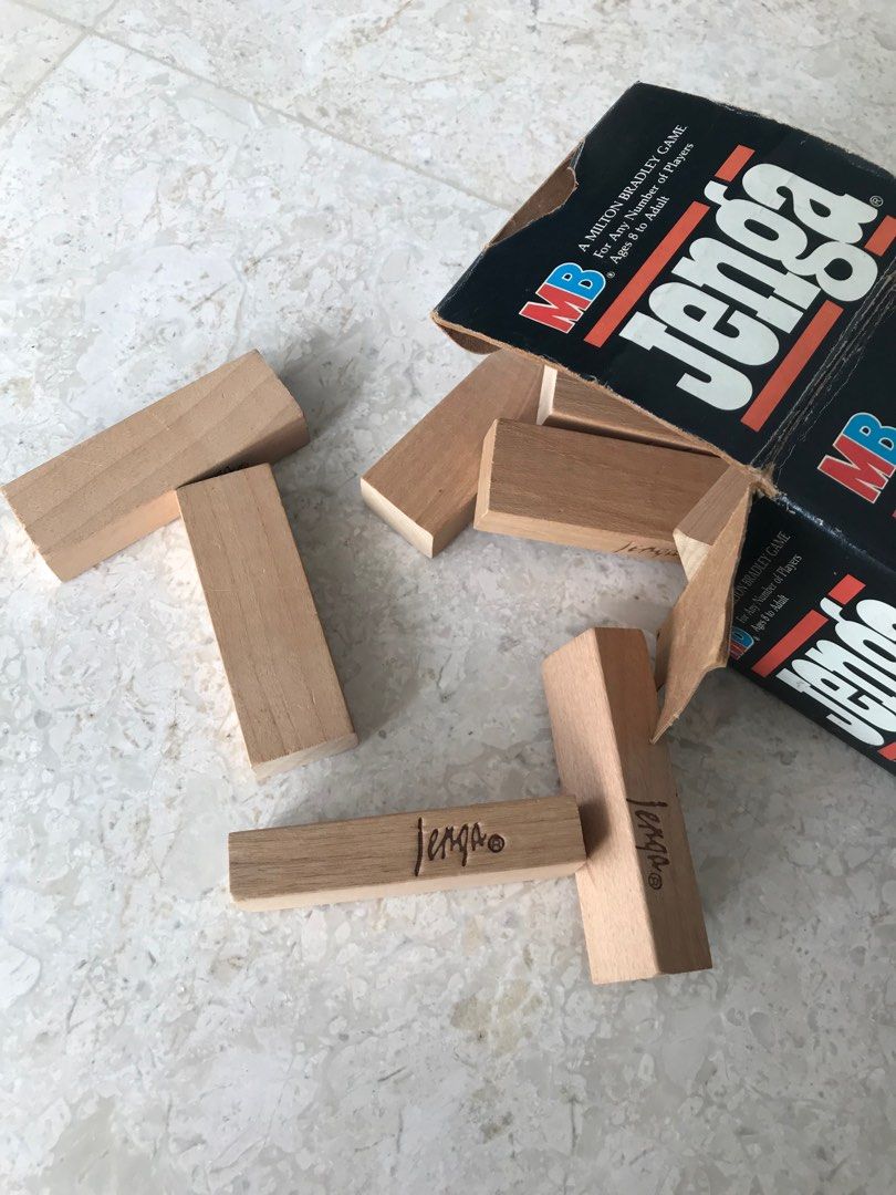 2x Skills Game: Hasbro Jenga & Wooden Pick-Up Sticks, Hobbies & Toys ...