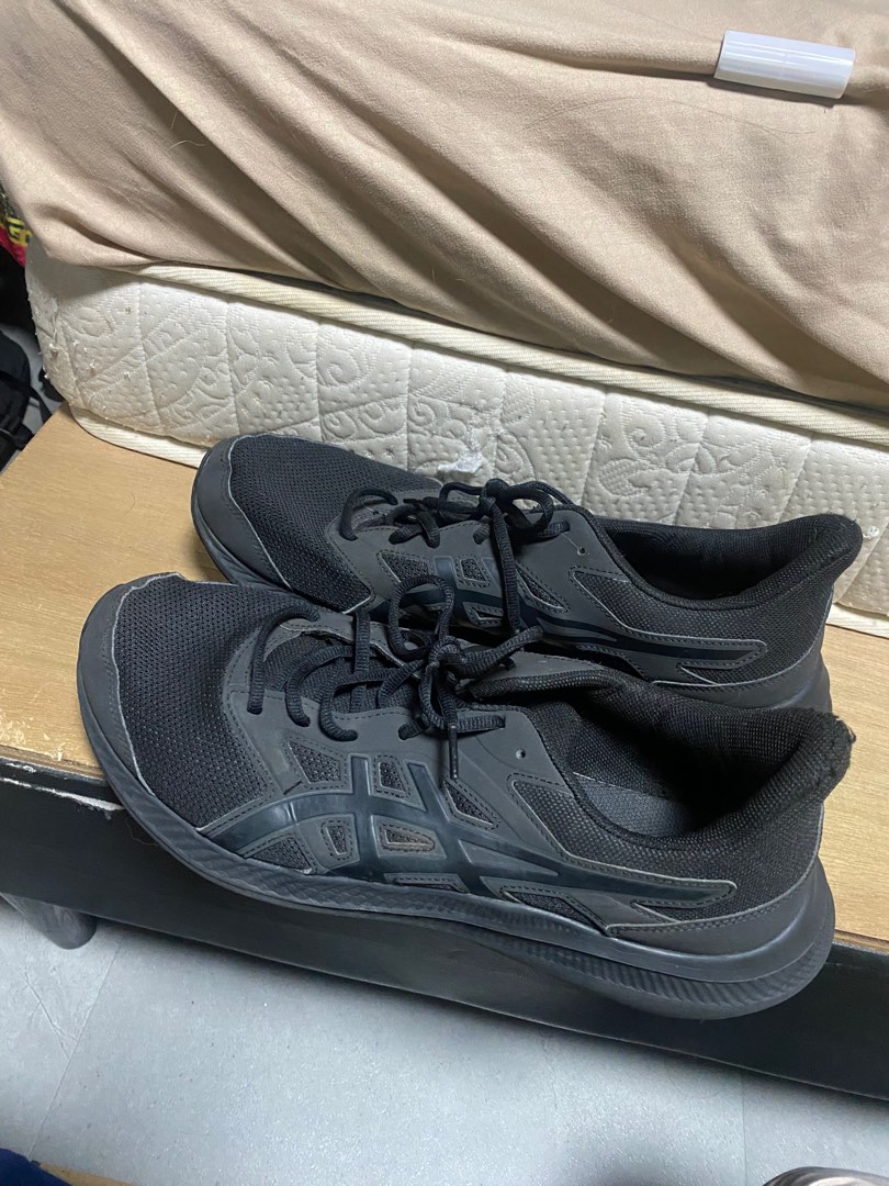Acis black shoe, Men's Fashion, Footwear, Casual shoes on Carousell