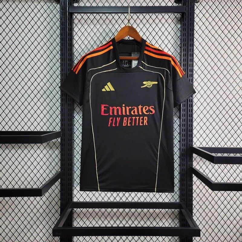 ARSENAL 25/26 EMIRATES FAN ISSUE, Men's Fashion, Activewear on Carousell
