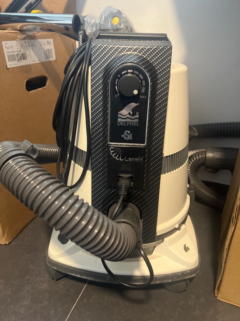 Delphin SI Vacuum Cleaner, TV & Home Appliances, Vacuum Cleaner ...