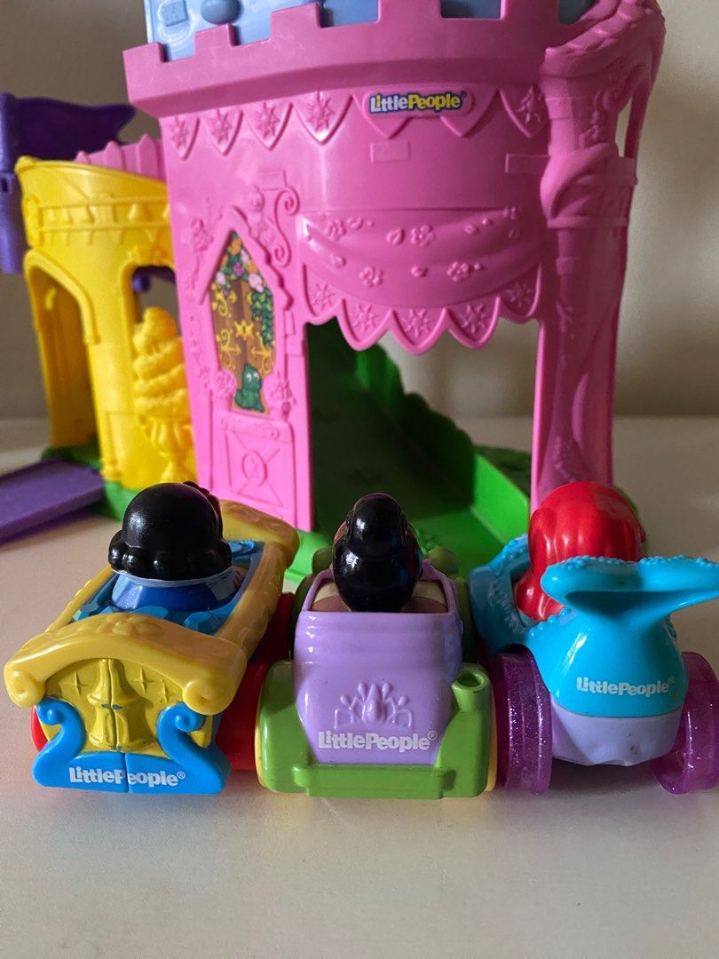 Fisher Price Little People Disney Princess Wheelies Playset Tower ...