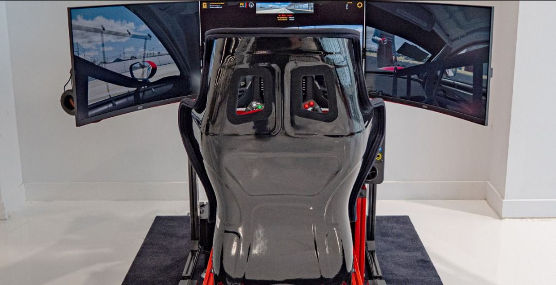 GT3 Professional Sim Racing Rig +Motion, Video Gaming, Gaming ...