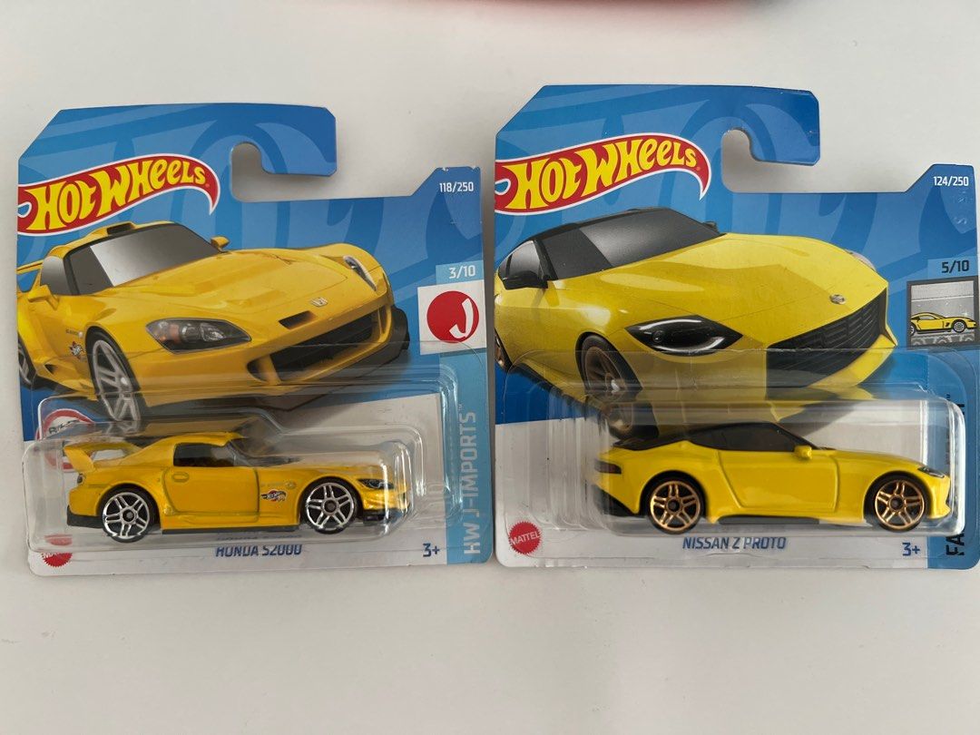 Hot Wheels Honda S2000 & Nissan Z Proto, Hobbies & Toys, Toys & Games ...