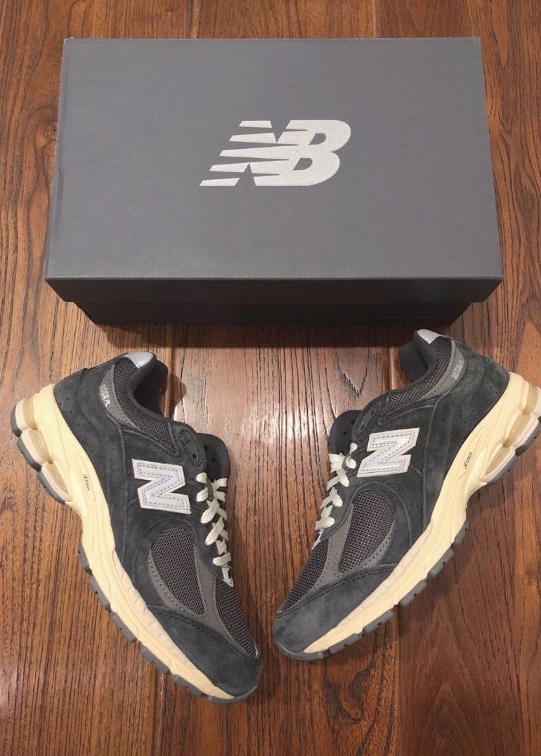 New Balance NB 2002R, Men's Fashion, Footwear, Sneakers on Carousell