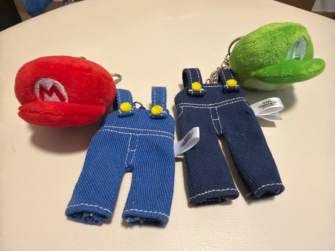 Nintendo Super Mario World Keychains, Hobbies & Toys, Toys & Games on ...