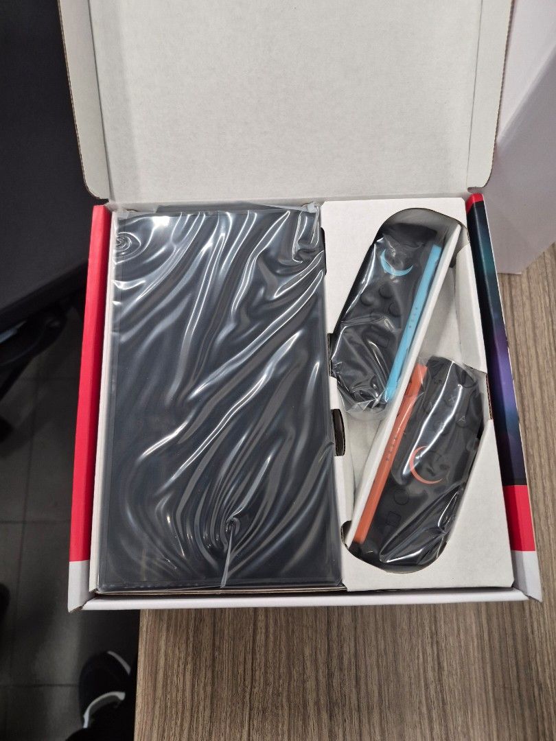 Nintendo Switch 2 + Mario Kart World Bundle - Brand New, Video Gaming ...