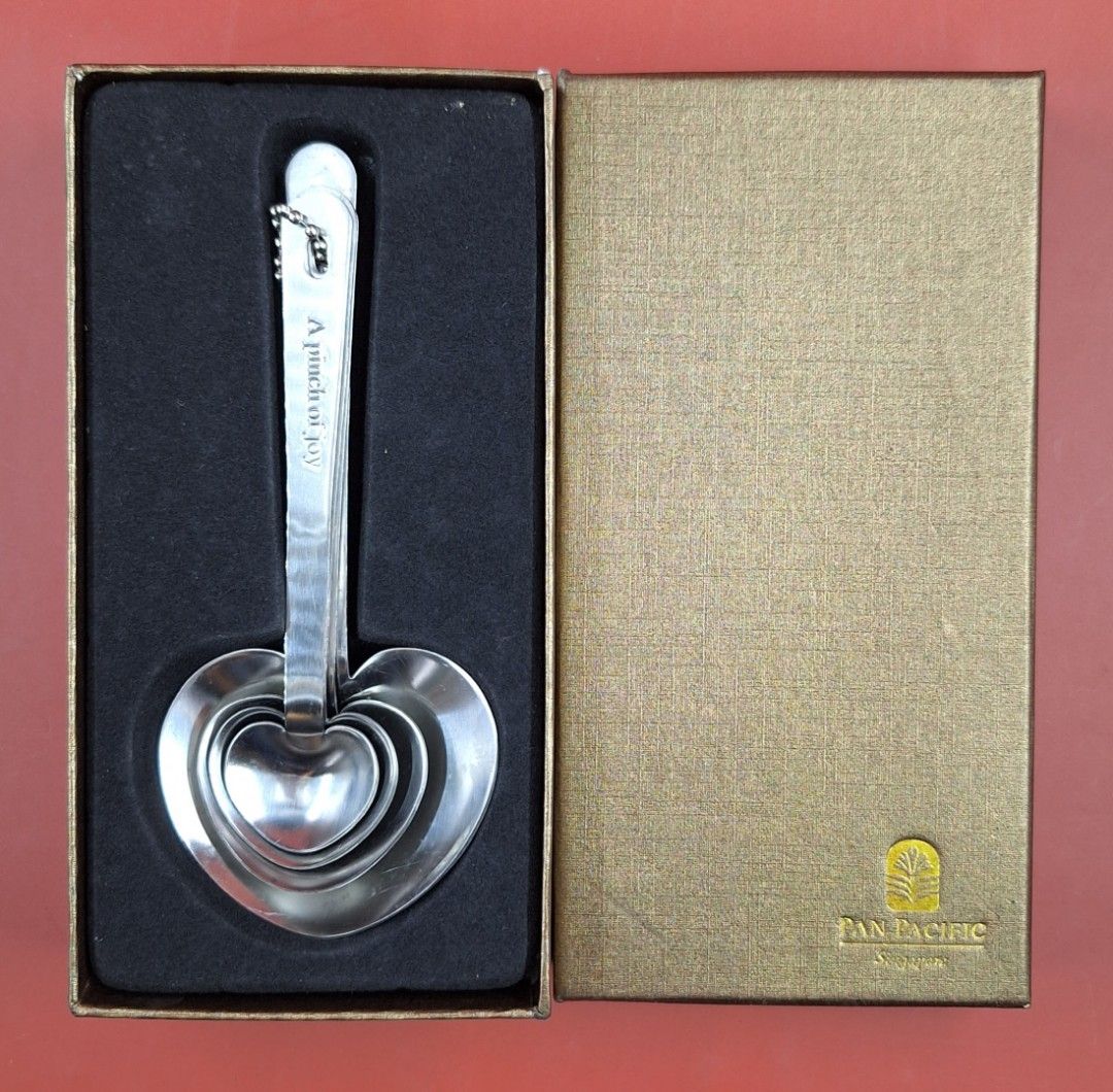 Pan Pacific Heart-Shaped Measuring Spoons Set, Furniture & Home Living ...