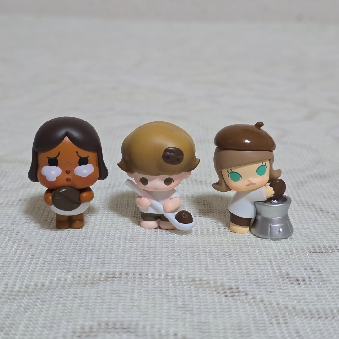 Popmart Popbean Coffee Factory Series - Crybaby, Dimoo, Molly, Hobbies ...