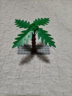 LEGO Iconic 40648 Money Tree, Hobbies & Toys, Toys & Games on Carousell