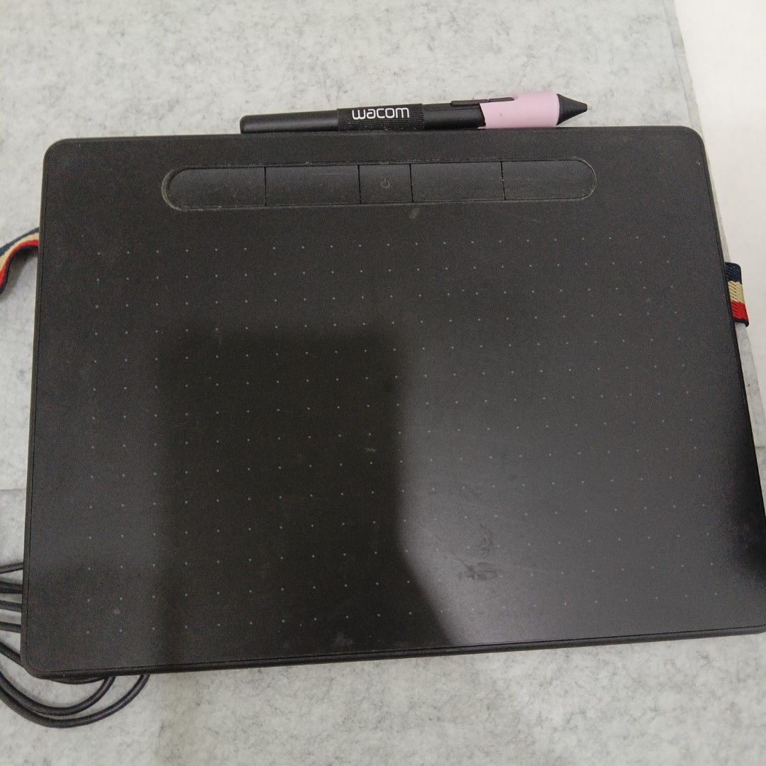 Wacom Intuos Drawing Tablet CTL-6100WL, Computers & Tech, Laptops ...