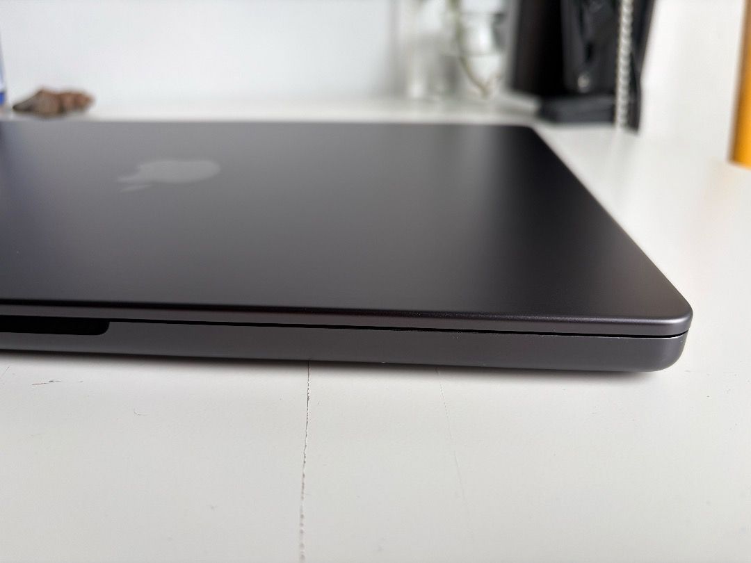 14-inch M4 MacBook Pro 14 inch Space Black with AppleCare+ Jan 2028 ...