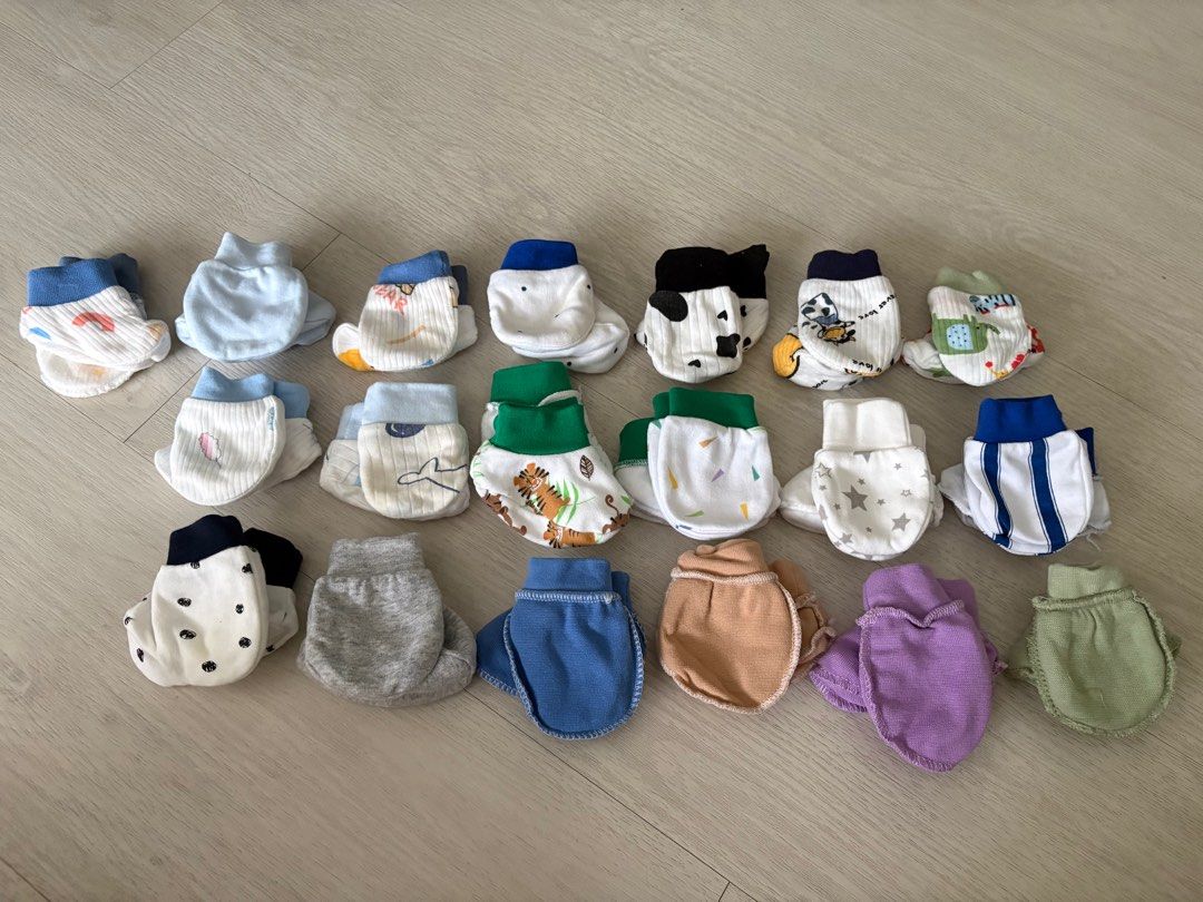 (INS) Baby Mittens - Assorted Colors and Patterns, Babies & Kids ...