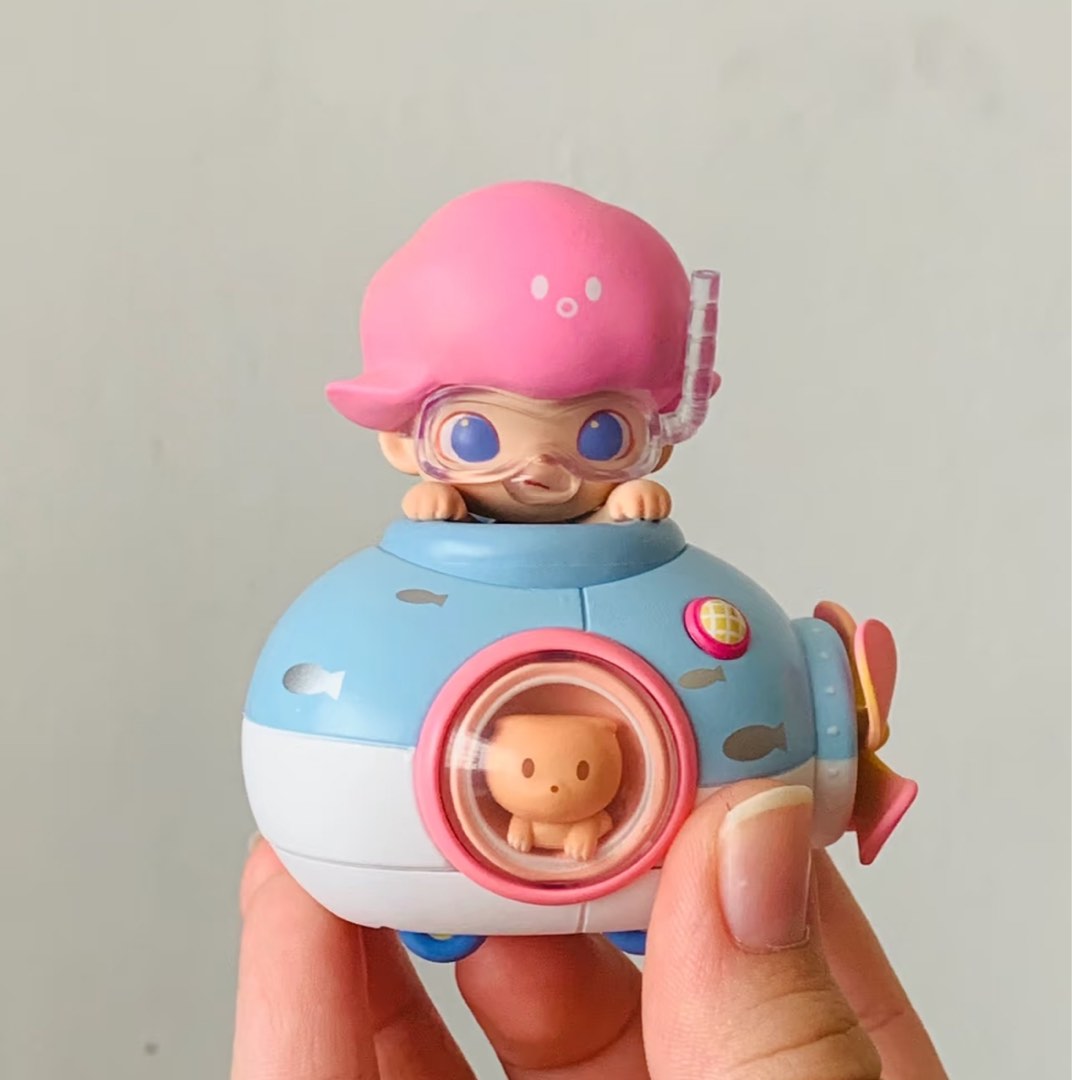 Dimoo submarine, Hobbies & Toys, Toys & Games on Carousell