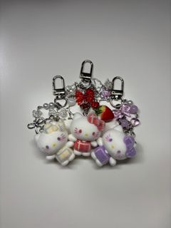 Sanrio Hello Kitty Throwback Series 24K Gold-Plated Keychain, Hobbies ...