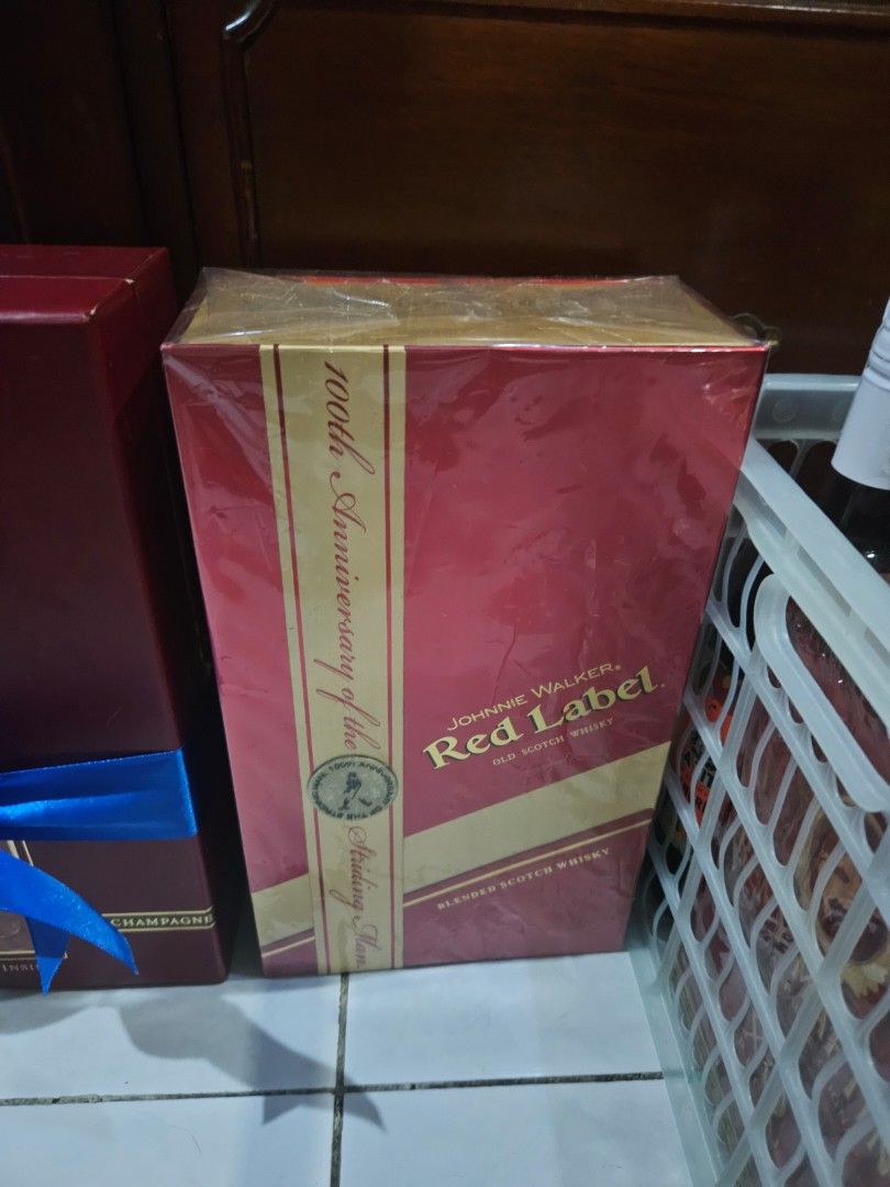 Whisky - Johnnie Walker - Red Label, Food & Drinks, Beverages on Carousell