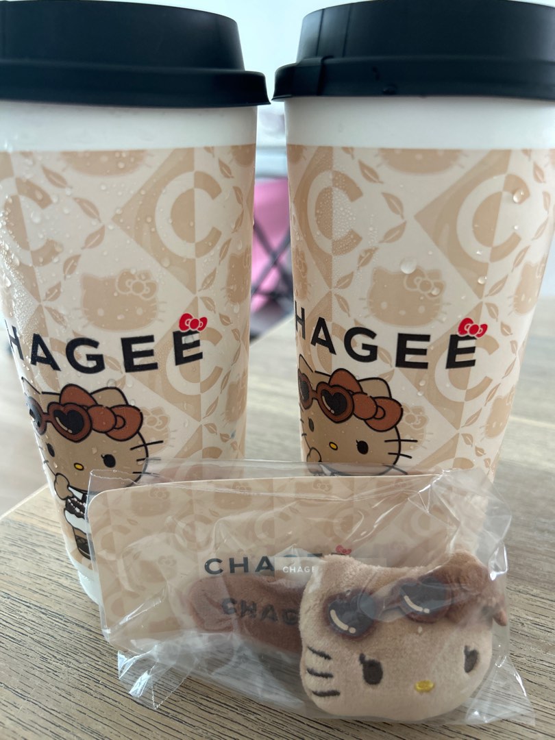 Cha-Gee Hello Kitty Snuggle snap, Babies & Kids, Babies & Kids Fashion ...