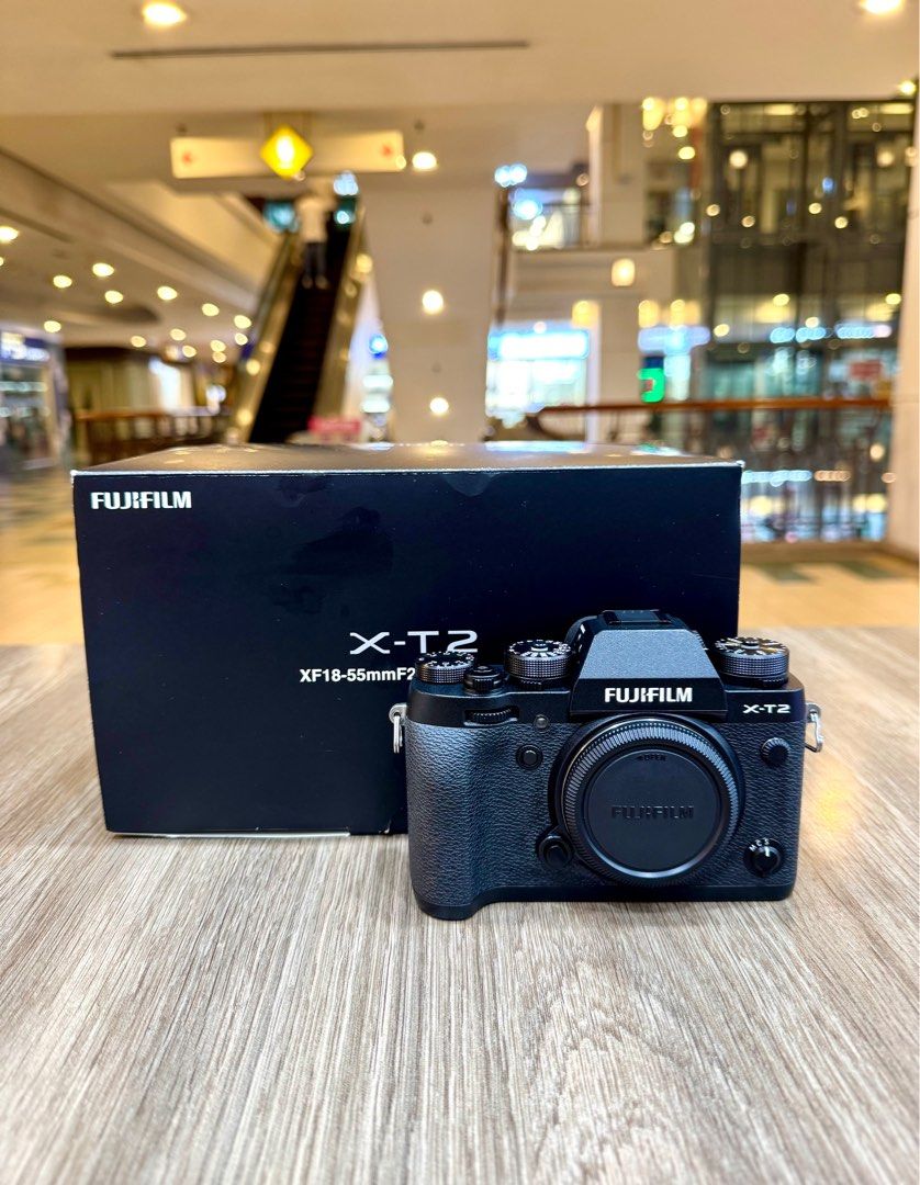 Fujifilm X-T2 XT2 Body Sc 3k (99% new), Photography, Cameras on Carousell