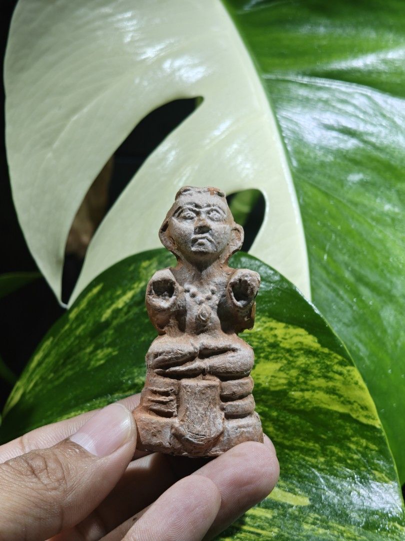Lp Chamnan Set of Khun Paen Phra Phrom Kumanthong, Hobbies & Toys ...