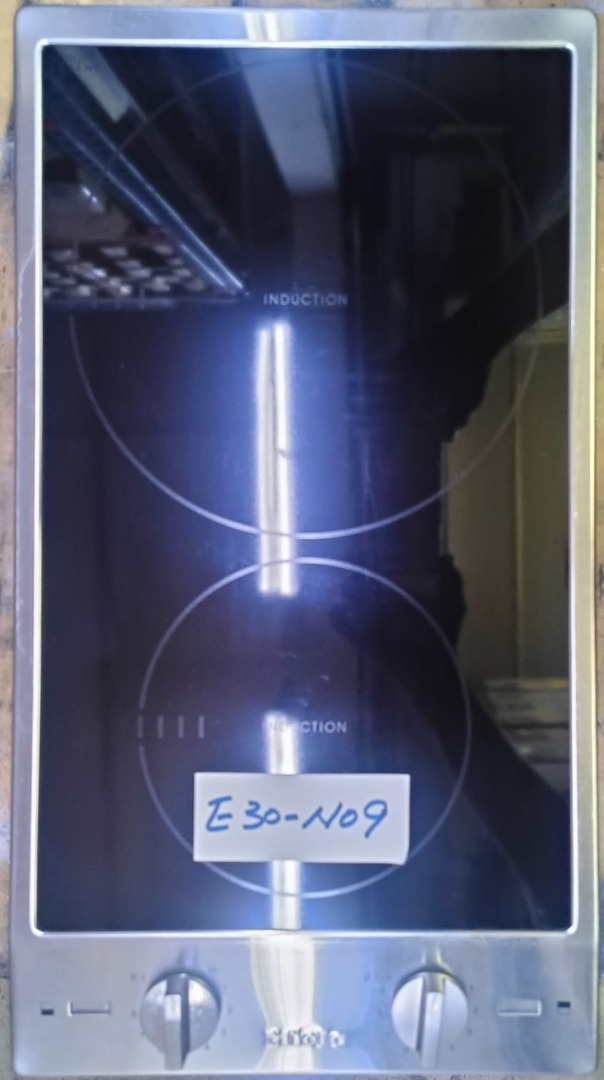 Miele (CS1212-1) Glass top Induction cooker Hob (Reconditioned), TV ...
