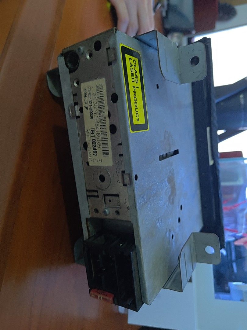 Proton Gen 2 original middle console radio, Auto Accessories on Carousell