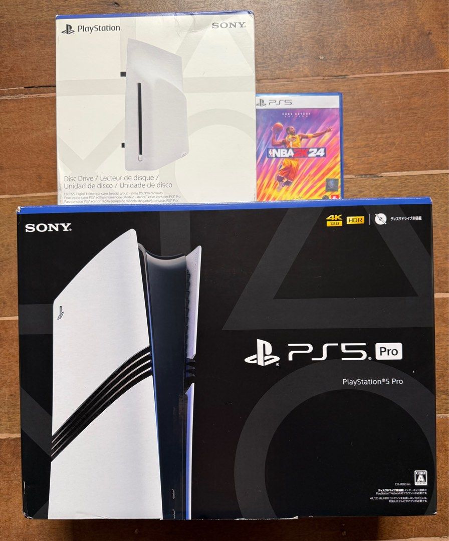 PS5 Pro 2TB with Disc Drive 1month old, Video Gaming, Video Game ...