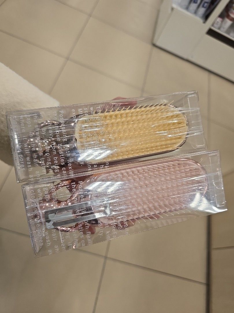 Refa Shampoo Comb Milk Protein, Beauty & Personal Care, Hair Products ...