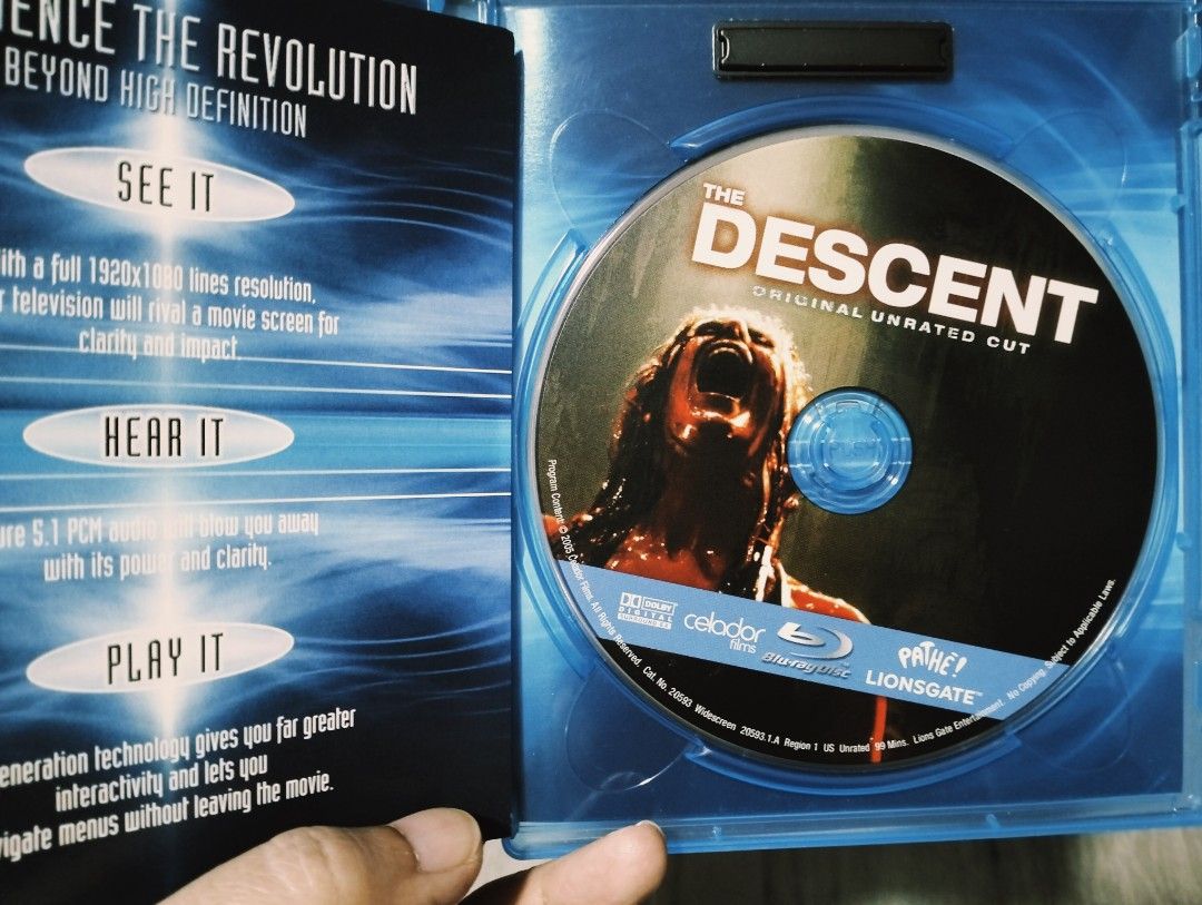 The Descent: Original Unrated Cut Blu-ray, Hobbies & Toys, Music ...