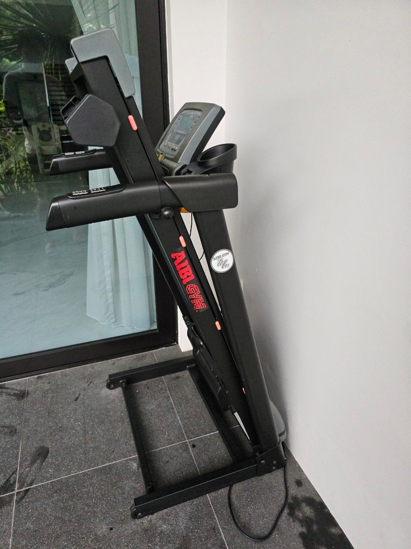 AIBI Gym Treadmill - Not Working, Sports Equipment, Exercise & Fitness ...