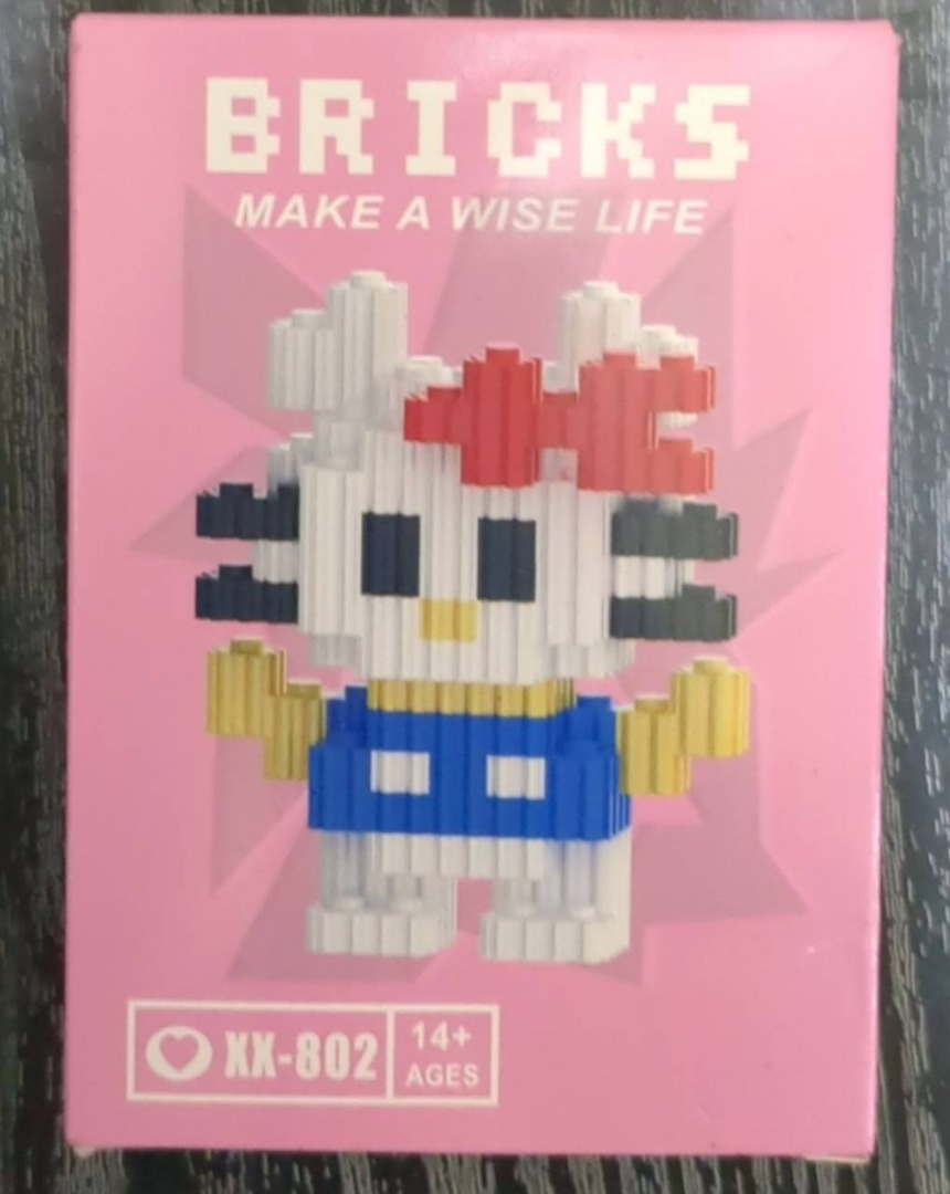 模型-bricks.hello Kitty積木''XX-802''(新的未使用)[S.C], 書籍、休閒與玩具, 玩具、公仔、桌遊在旋轉拍賣
