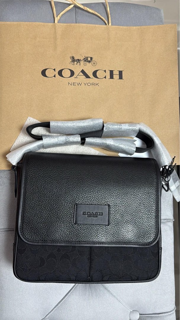 Coach Sprint Map Bag Black, Men's Fashion, Bags, Sling Bags on Carousell