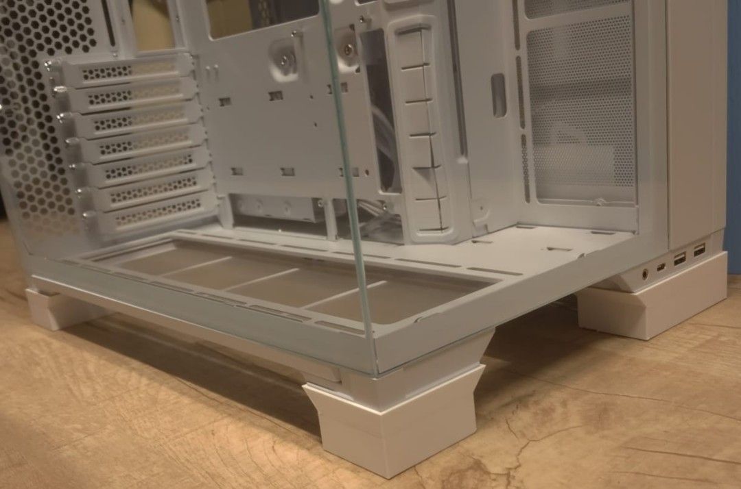 Lian Li O11 Vision Compact/ Dynamic EVO XL Riser Feet (Set), Computers ...