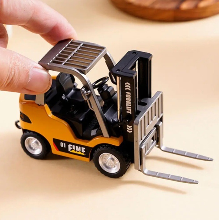 Mini RC Forklift Scale 1:64, Hobbies & Toys, Toys & Games on Carousell