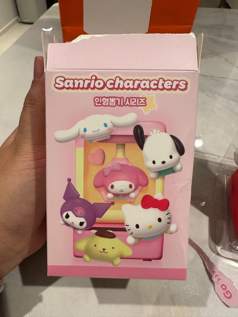 Sanrio Claw Machine - Hello Kitty, Hobbies & Toys, Toys & Games on ...