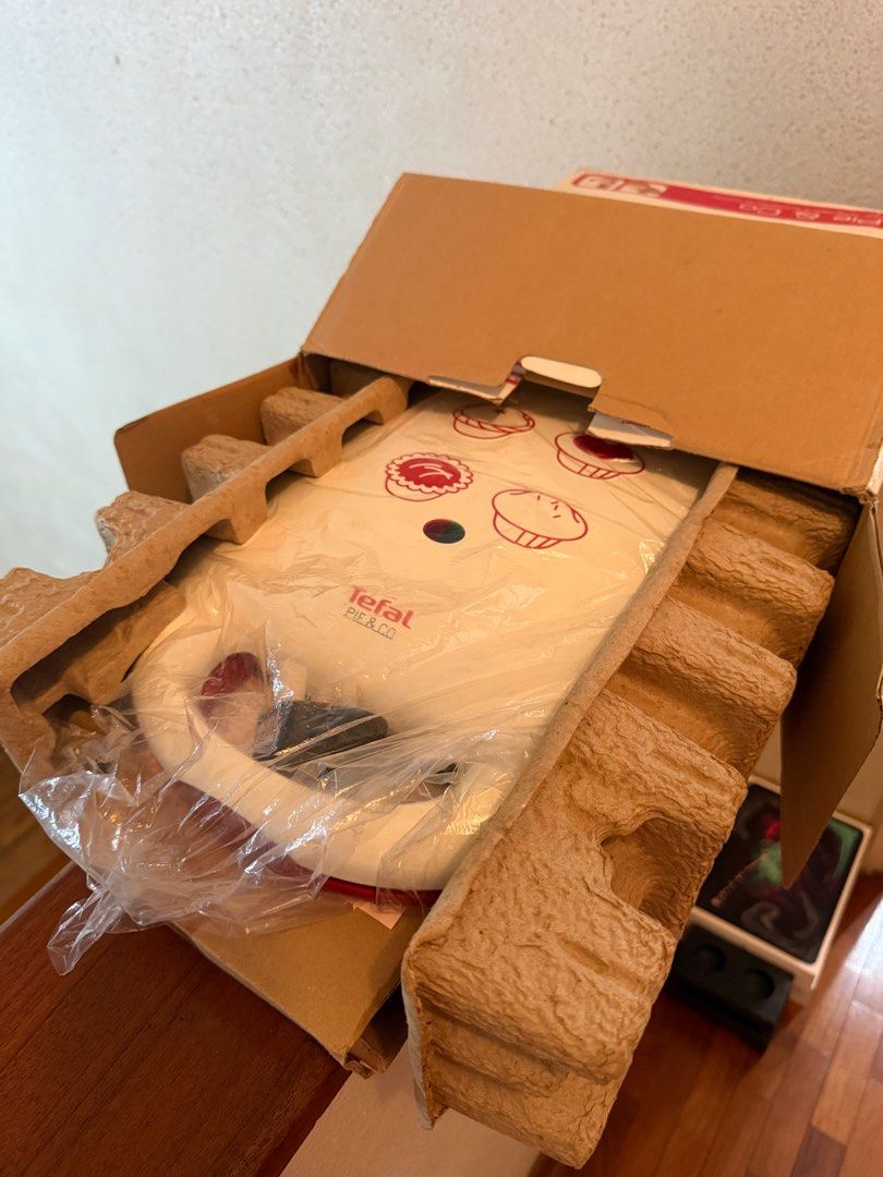 Tefal Pie & Co Pie Maker - Brand New, Furniture & Home Living ...