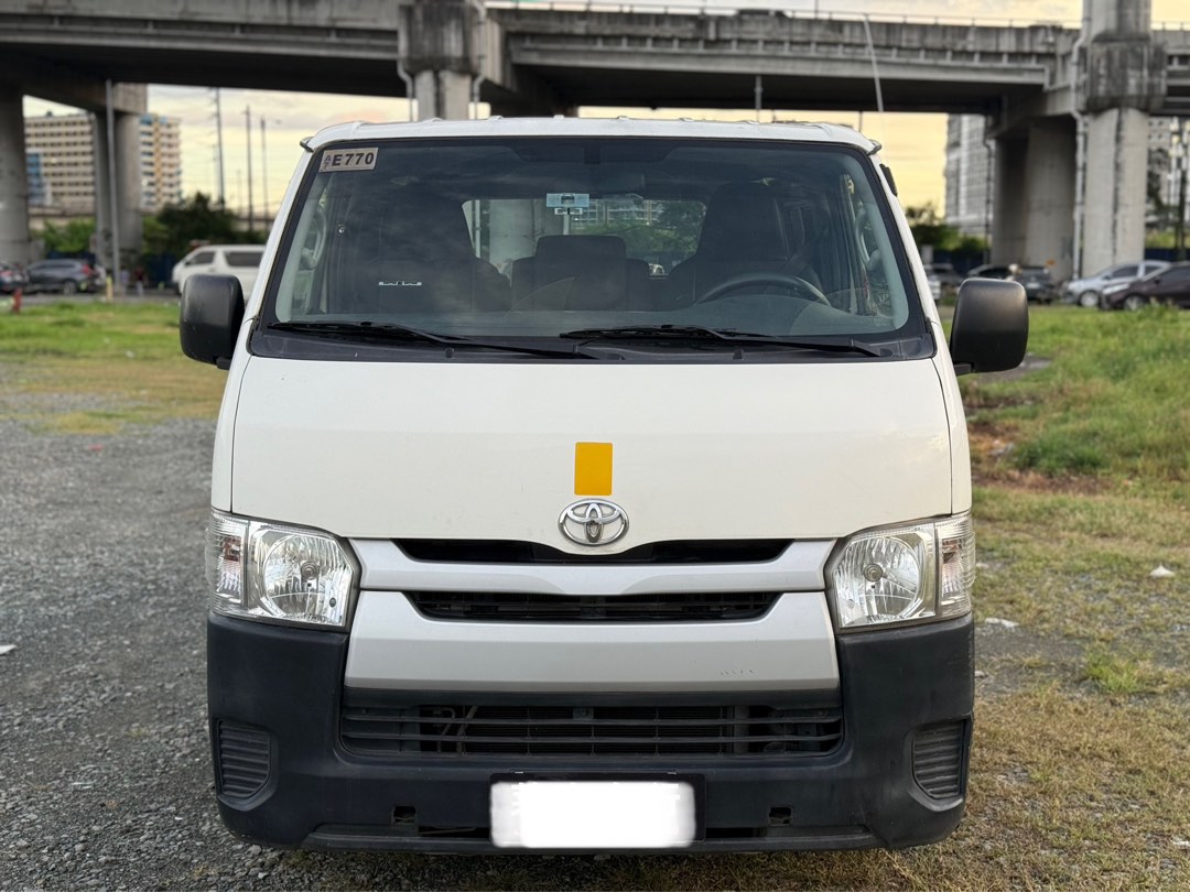 Toyota Hiace 3.0 Standard Roof DX Van (M), Cars for Sale, Used Cars on ...