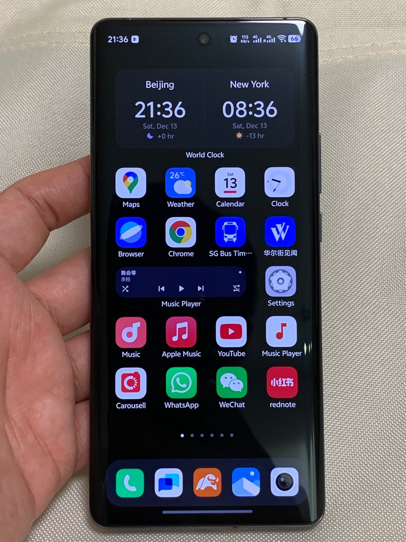 Vivo X100 Pro with AirPod Max, Mobile Phones & Gadgets, Mobile Phones ...
