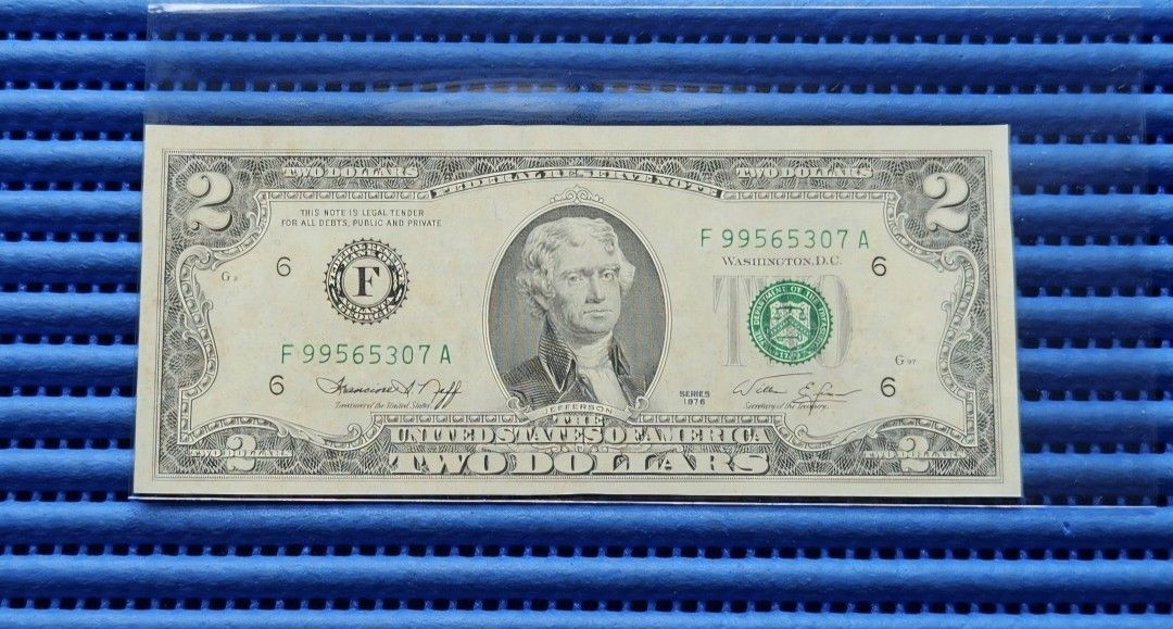 99565307 1976 United States US $2 Bicentennial Commemorative Issue ...