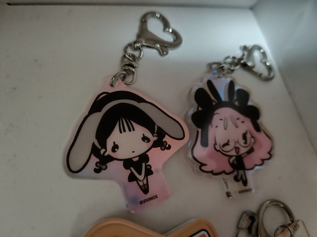 Alien stage aniplus cafe bunny keychain mizisua mizi sua, Hobbies ...