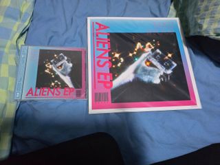 Alienology Book - Contact Aliens!, Hobbies & Toys, Books & Magazines ...